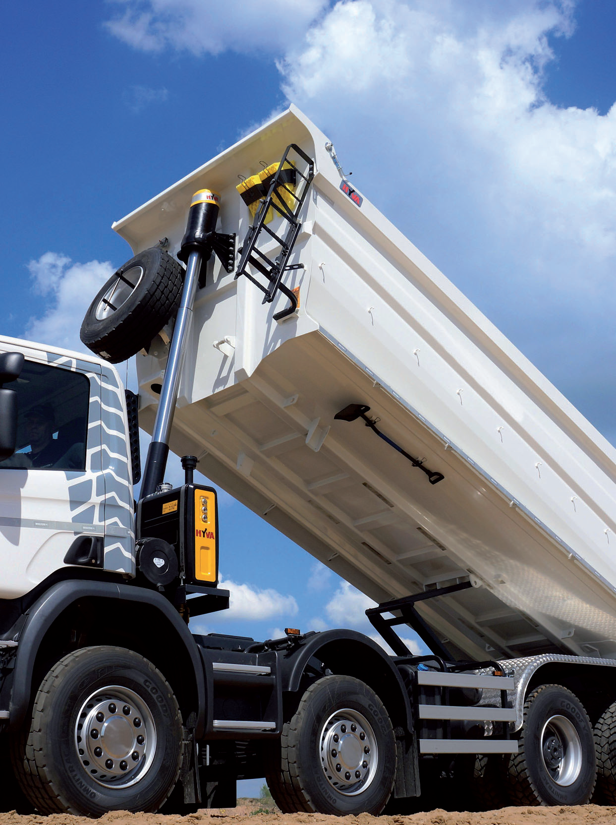 Rigid Tipper Kit | Hyva - We move your world